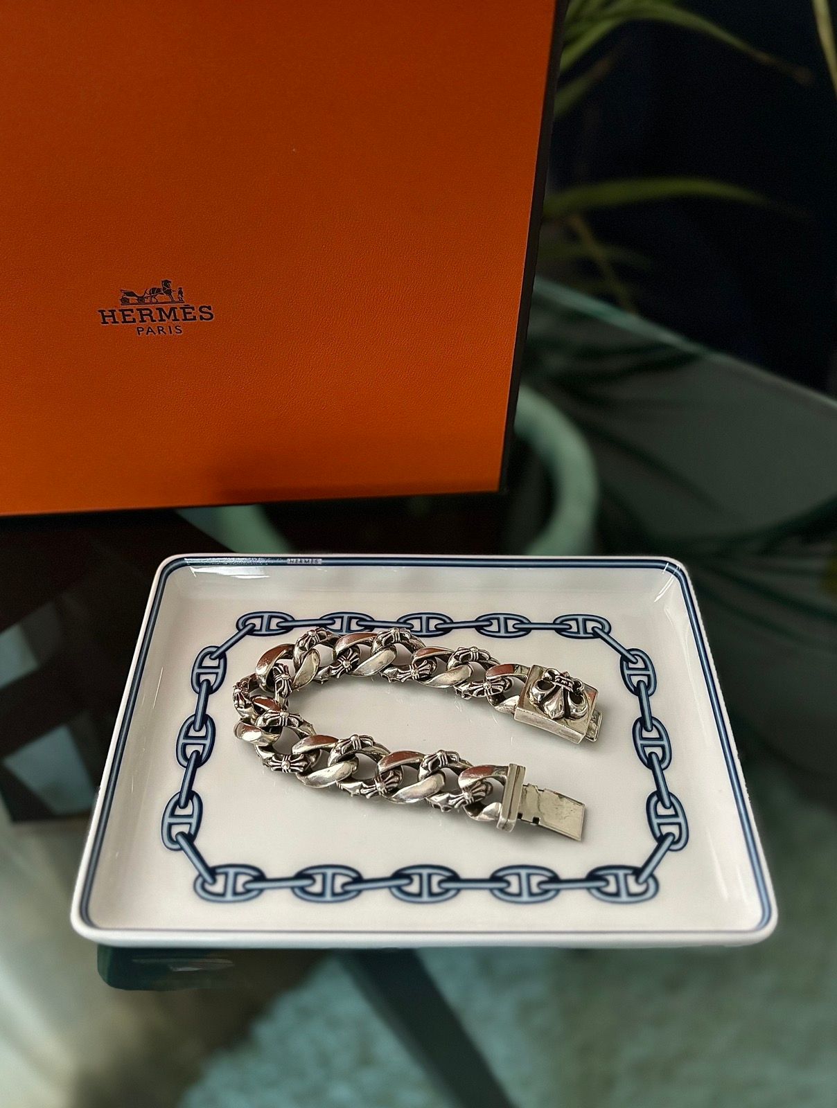 HERMES CHAIN JEWERLY ASH TRAY | TOP DRWR